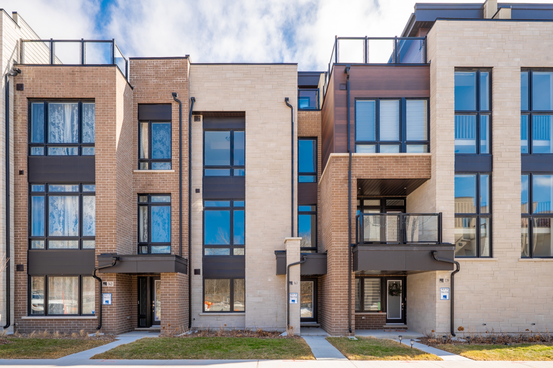 Move-in Ready | 141 Credit Lane | Lot B19 TH118